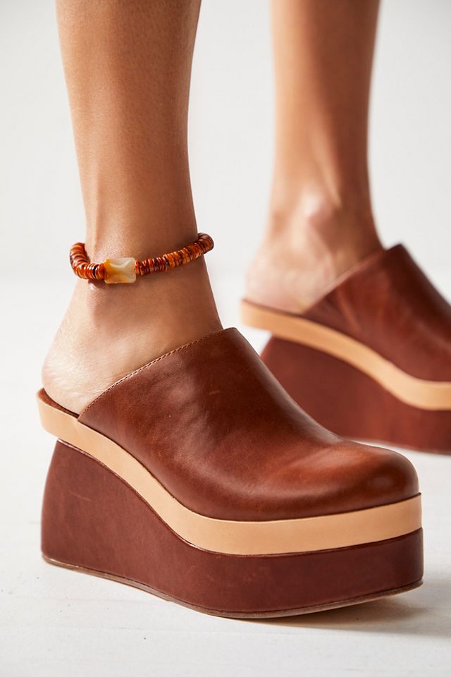 Ziggy Platform Clogs | Free People