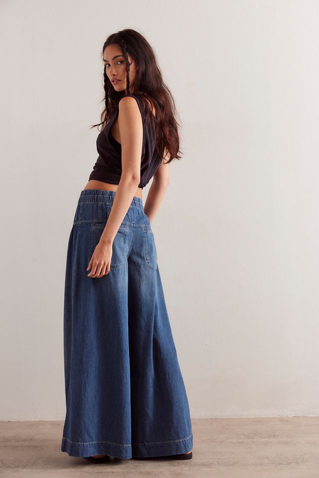 We The Free Forget Me Knot Pull-On Jeans | Free People UK