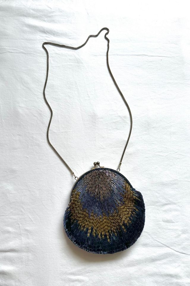 Vintage 1970s Beaded Clam Shell Purse Selected by Cherry | Free People
