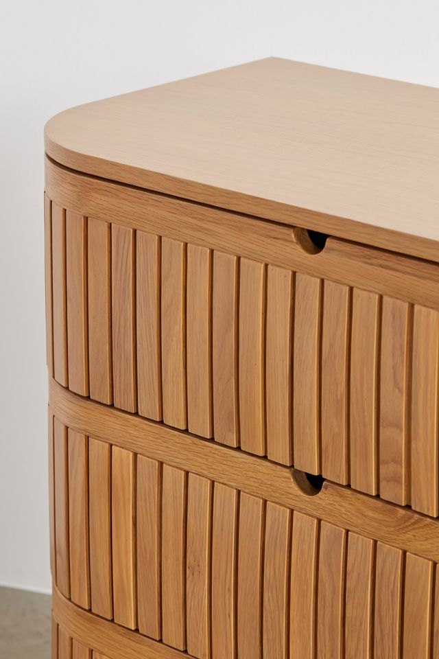 Juliette Fluted Wood 6-Drawer Dresser | Urban Outfitters