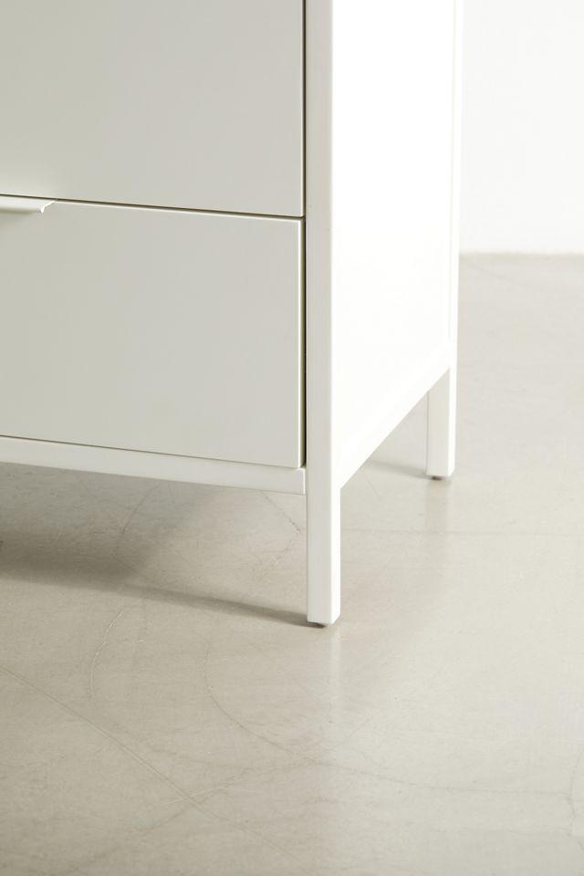 Kane 6-Drawer Dresser | Urban Outfitters