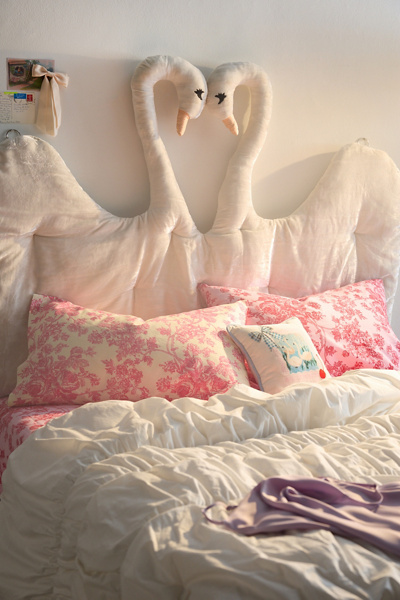 Viola Swan Velvet Floating Headboard | Urban Outfitters