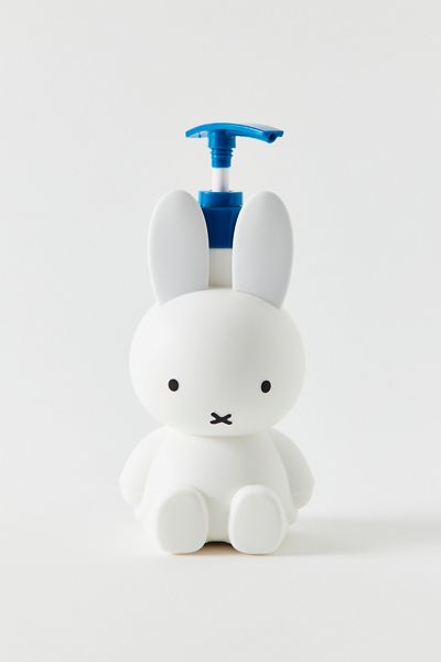 Beauty: Body Lotion + Bath Products | Urban Outfitters Canada