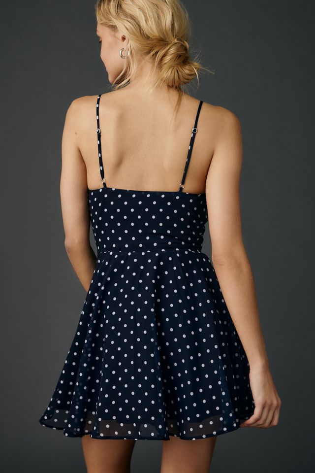 Robe mini en mousseline évasée UO Over The Horizon | Urban Outfitters ...