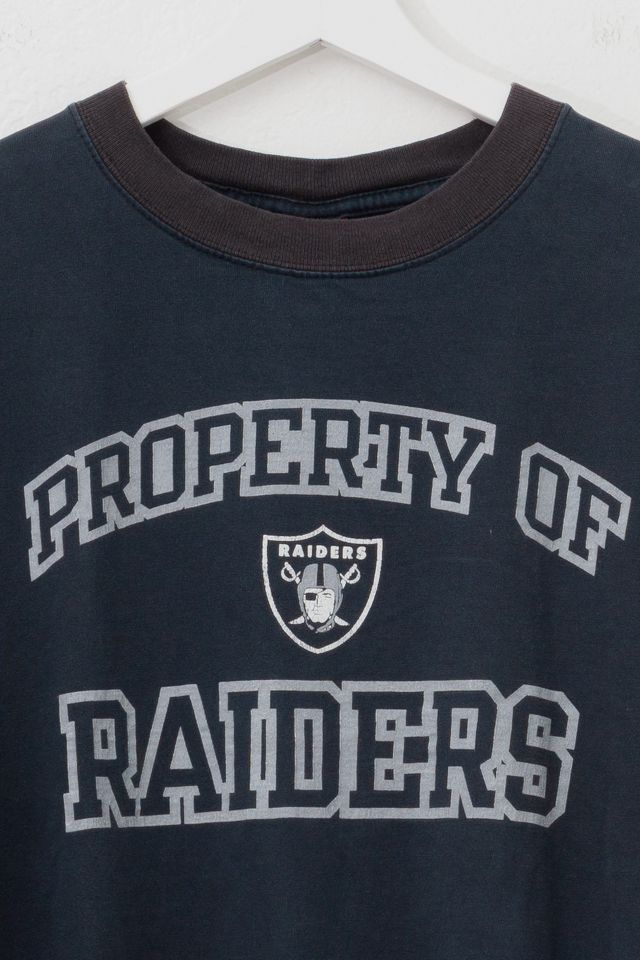 Vintage Y2K Distressed Raiders Spell Out Black Graphic T-Shirt | Urban ...