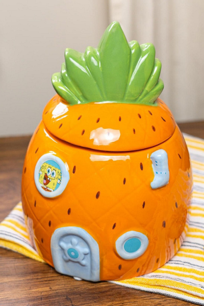 Nickelodeon SpongeBob SquarePants Ceramic Snack Jar | Urban Outfitters