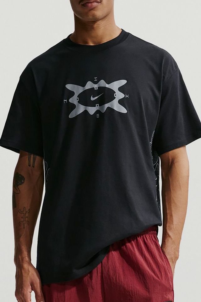 Nike Sportswear Cycle Reflective Graphic Tee | Urban Outfitters