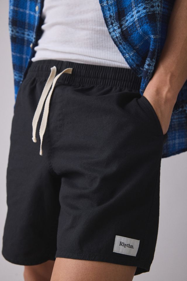Short classique en lin Rhythm | Urban Outfitters Canada