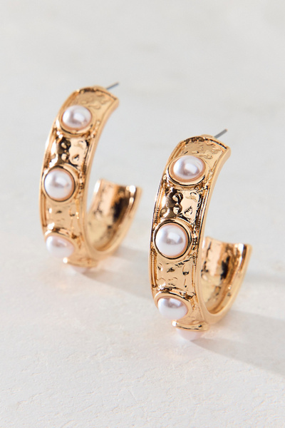 Joni Pearl Inset Hoop Earrings | Urban Outfitters