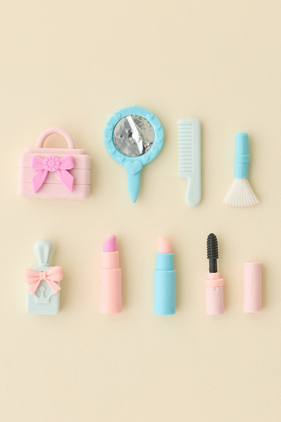 Sweet Dream Scented Eraser Set | Urban Outfitters