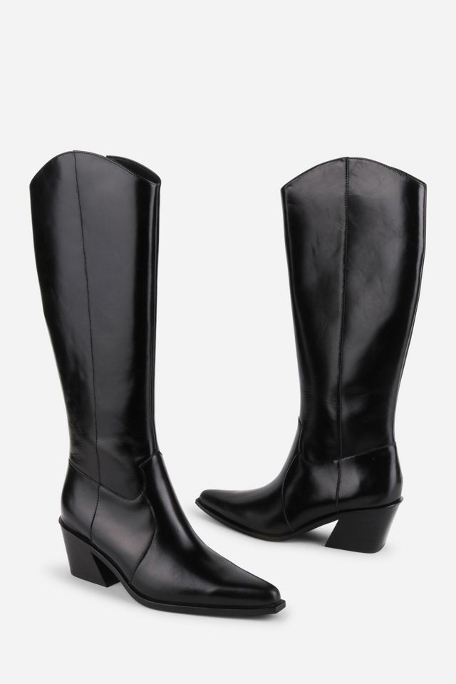 Intentionally Blank Halo Boot | Urban Outfitters