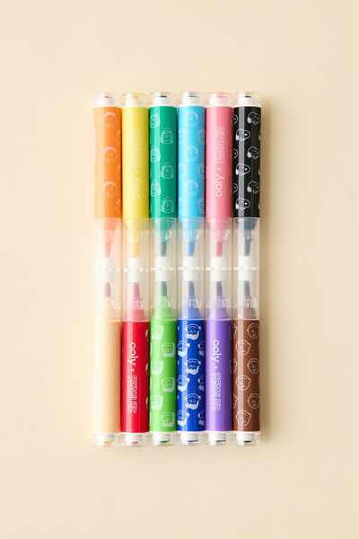 OOLY X Peanuts Double-Ended Brush & Stamp Marker Set | Urban Outfitters ...