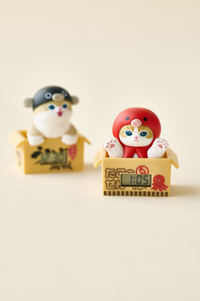 Mofusand Marine Life Meow Watch Blind Box Figure Clock | Urban Outfitters