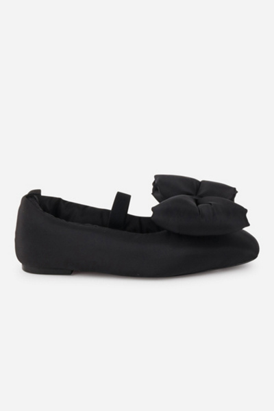 Intentionally Blank KOR Puffer Mary Jane Flat | Urban Outfitters