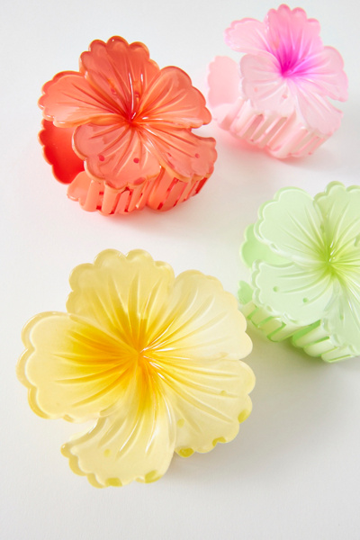 Tropical Hibiscus Flower Claw Clip | Urban Outfitters