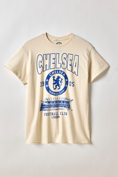 Chelsea Football Club Graphic Tee | Urban Outfitters