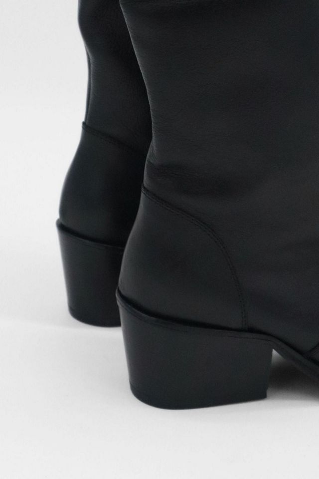 Stivali Runaway Knee-High Tall Boots | Urban Outfitters