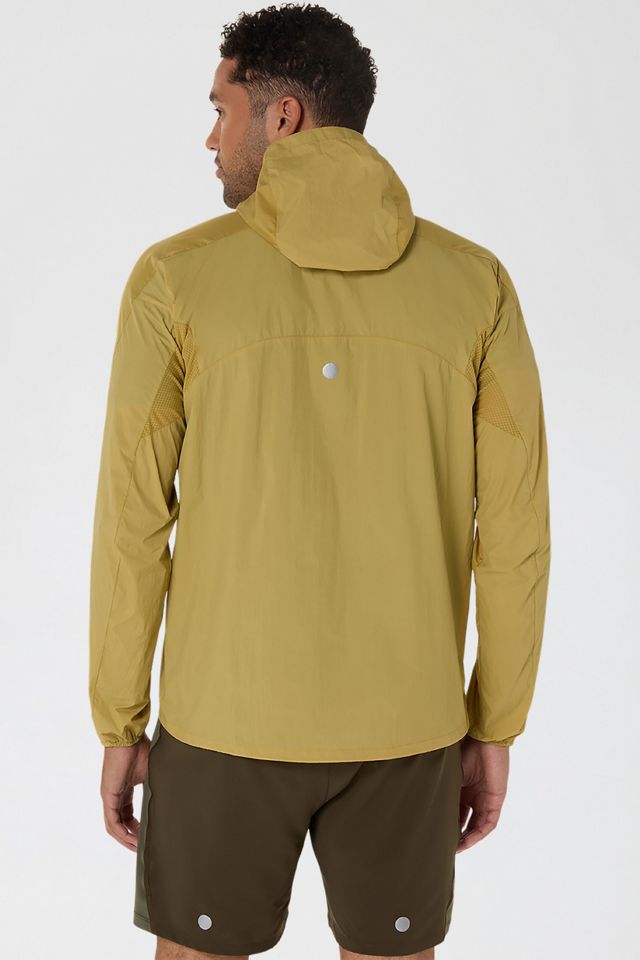 ASICS Road Packable Running Windbreaker Jacket | Urban Outfitters