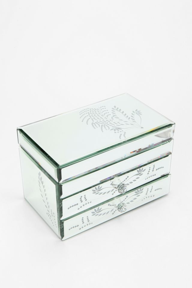 Etched Leaf Mirrored Jewelry Box | Urban Outfitters