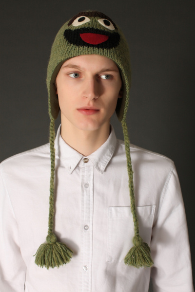 Sesame Street Oscar Hat | Urban Outfitters Canada