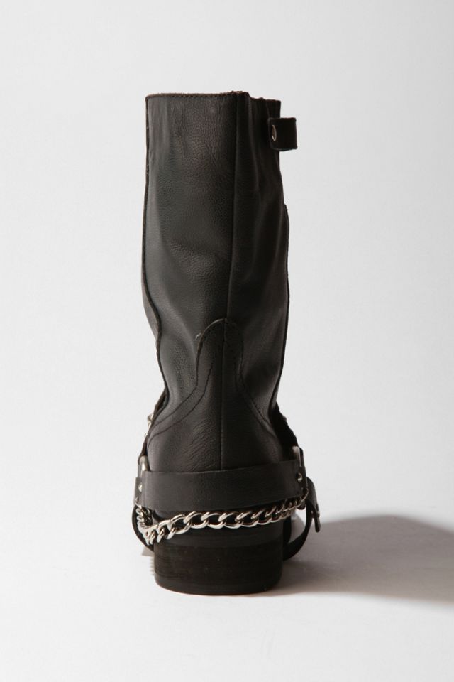 Candela Short Chain Boot | Urban Outfitters