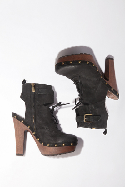 Sam Edelman Clog Platform Boot | Urban Outfitters Canada