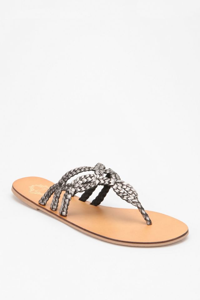 Ecote Macramé Loop Thong Sandal | Urban Outfitters Canada
