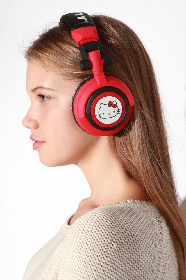 Hello Kitty Tank Headphones | Urban Outfitters