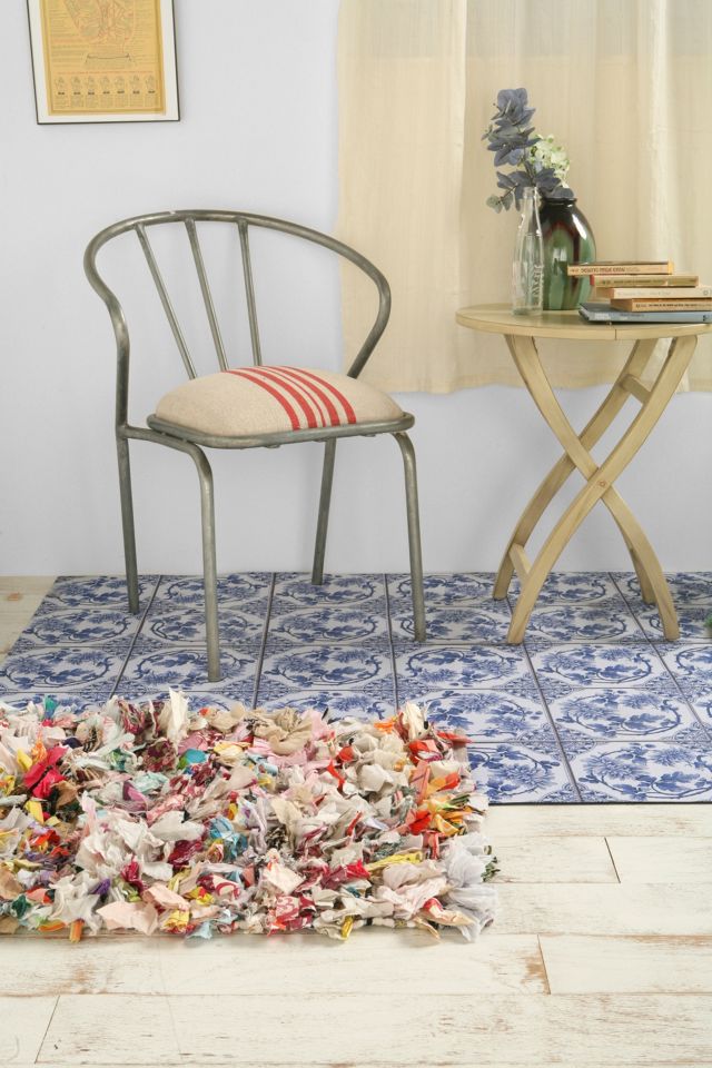 2x3 Scarf Strips Rag Shag Rug | Urban Outfitters