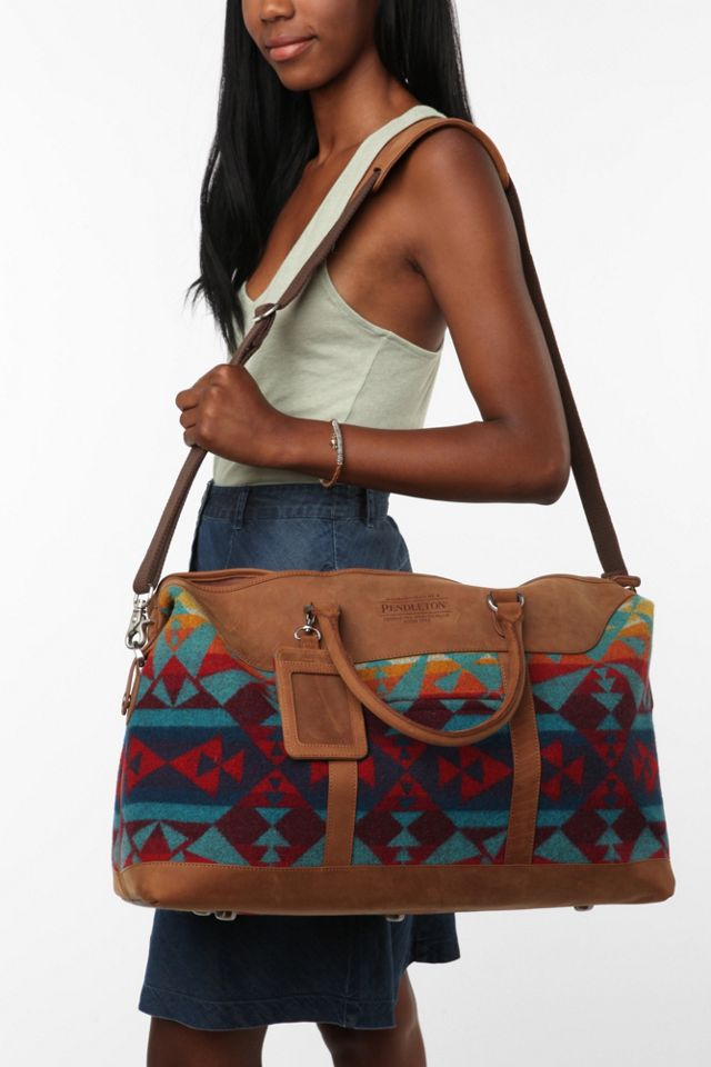 Pendleton Classic Weekender Bag | Urban Outfitters