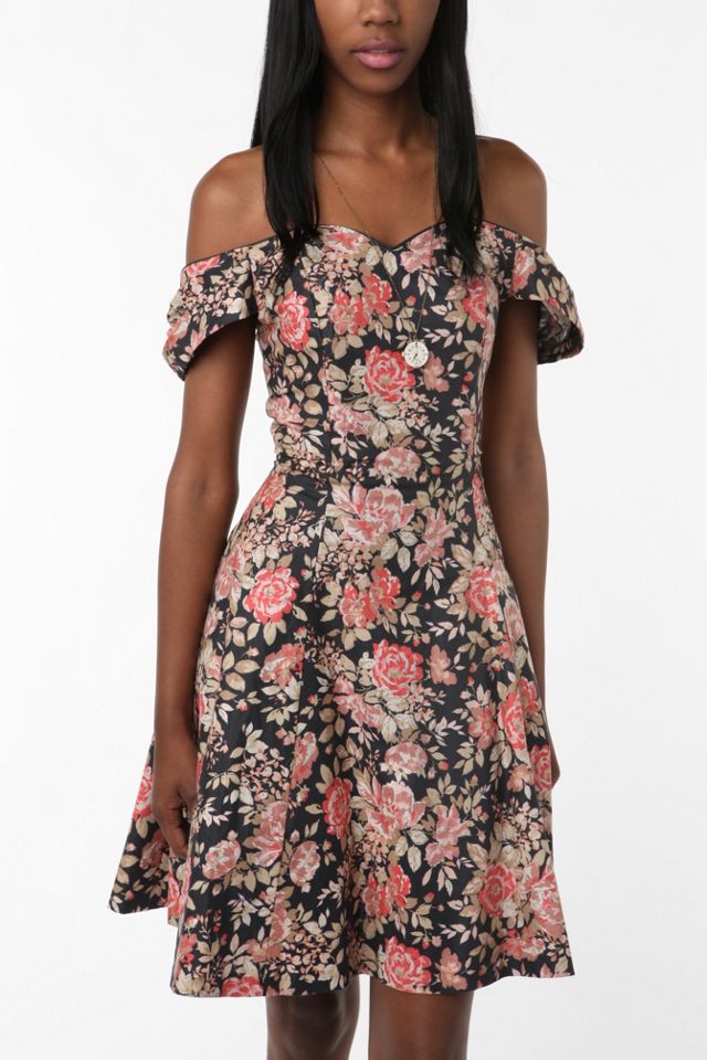 Vintage '80s Laura Ashley Dress | Urban Outfitters Vintage '80s Laura Ashley Dress | Urban Outfitters