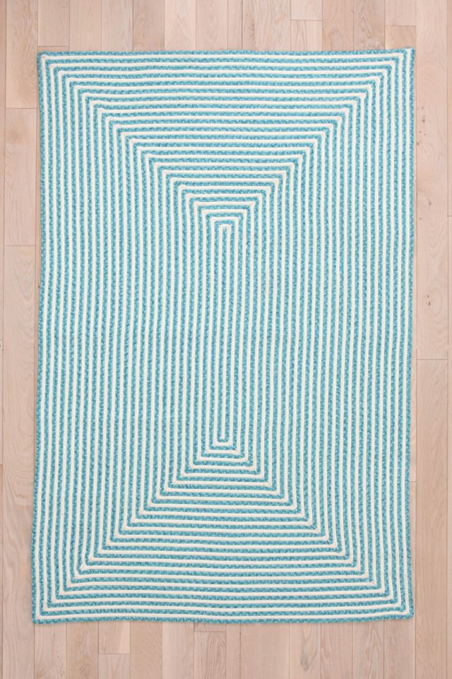 Indoor/Outdoor Square Grid Rug | Urban Outfitters