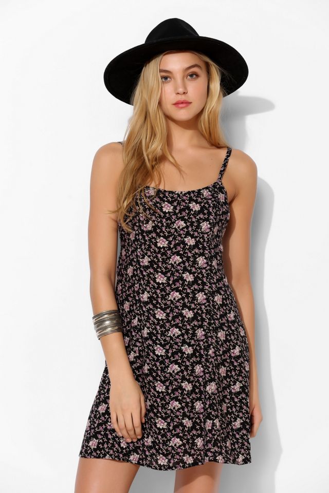 Urban Renewal '90s Strappy Dress | Urban Outfitters