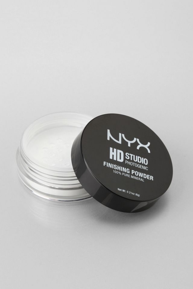 NYX HD Studio Finishing Powder | Urban Outfitters