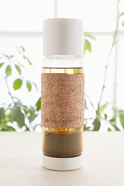 Full Circle Tea Time To-Go Bottle | Urban Outfitters