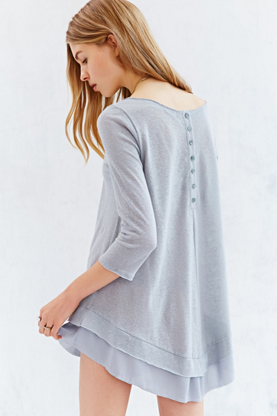 Kimchi Blue Buttons Down Her Back Tunic Top | Urban Outfitters Canada
