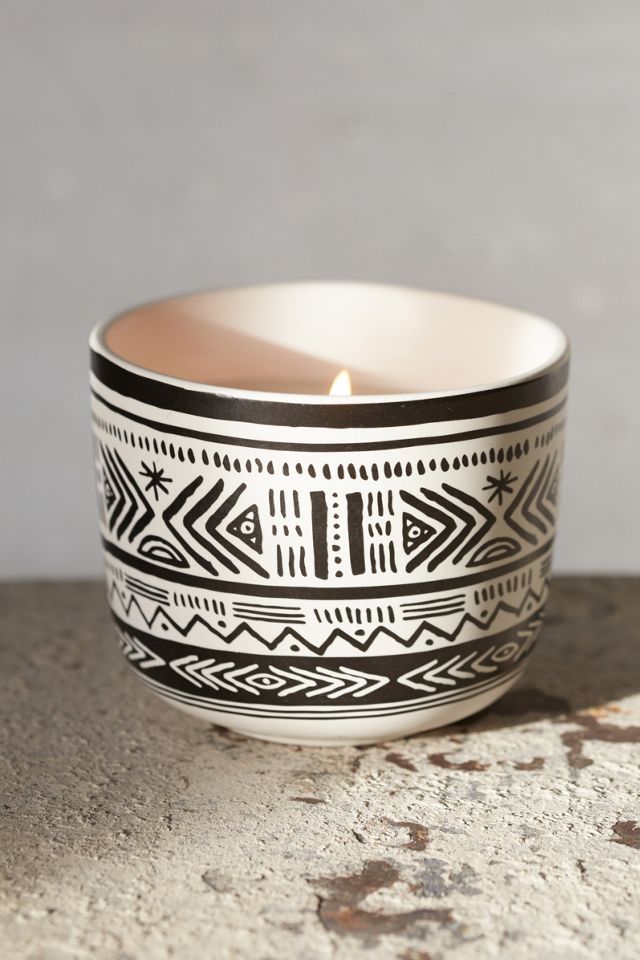 Amari Ceramic Candle | Urban Outfitters