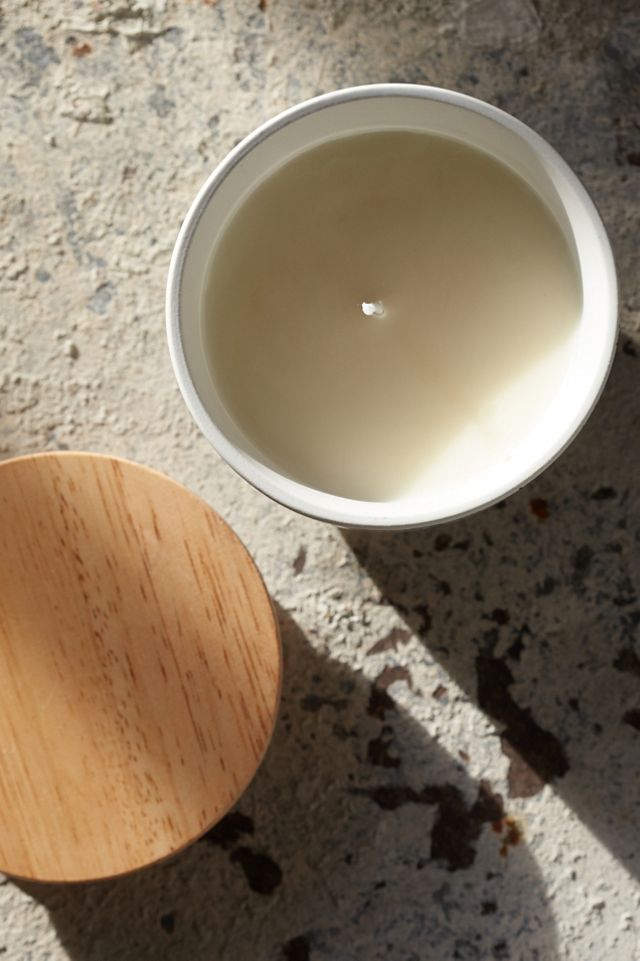 Amari Ceramic Candle | Urban Outfitters