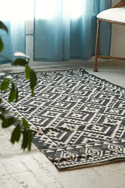 Tahoe Geo Printed Rug | Urban Outfitters