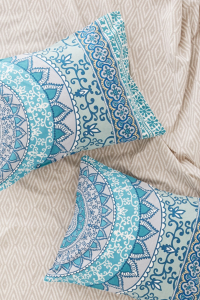 Plum & Bow Katara Medallion Sham Set | Urban Outfitters