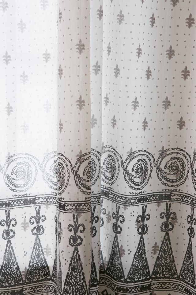 Magical Thinking Sari Curtain | Urban Outfitters Canada
