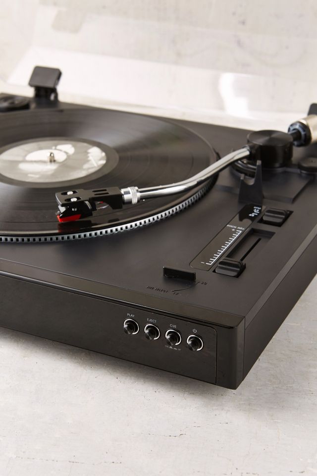 Jensen Professional 3-Speed Stereo Record Player | Urban Outfitters