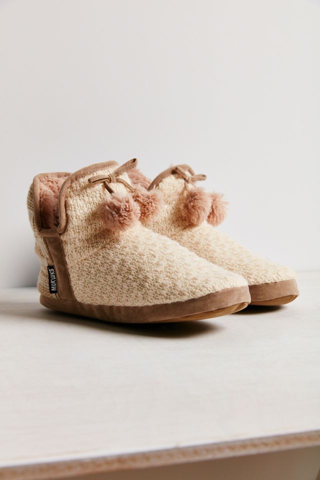 Mukluks Old Hollywood Amira Slipper | Urban Outfitters Canada