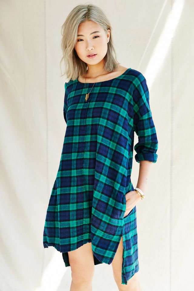 Urban Renewal Remade Plaid Flannel Raw Edge Dress | Urban Outfitters Canada