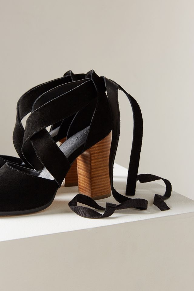 Bailey Wrap Around Heel | Urban Outfitters Canada