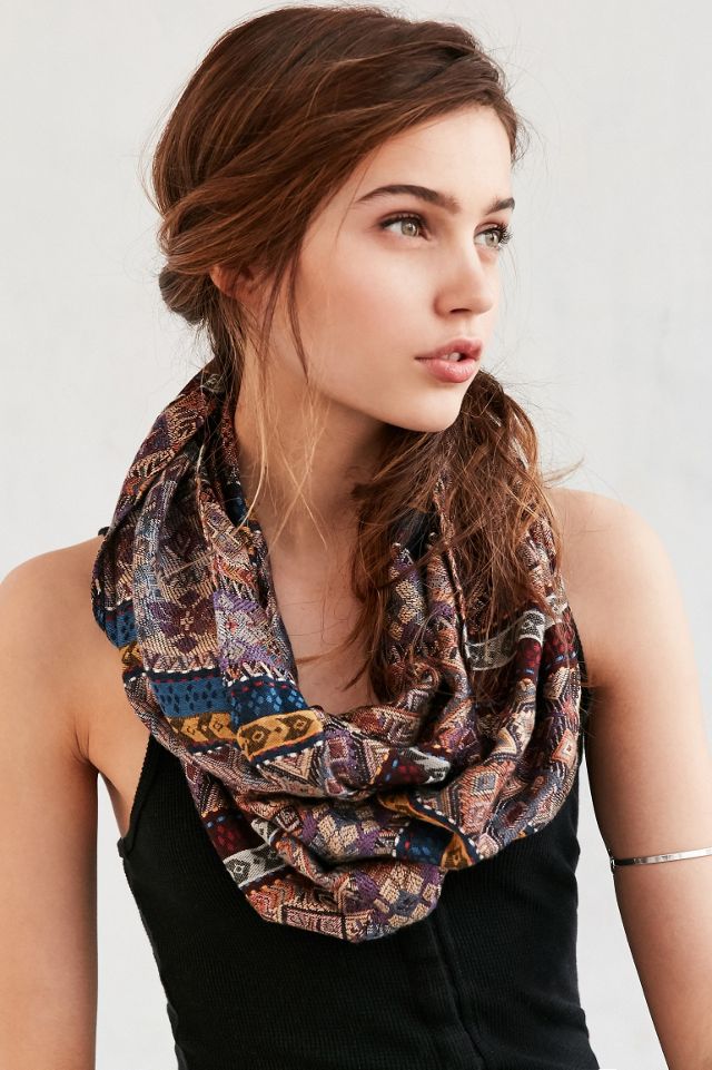 Ecote Intarsia Pattern Eternity Scarf | Urban Outfitters