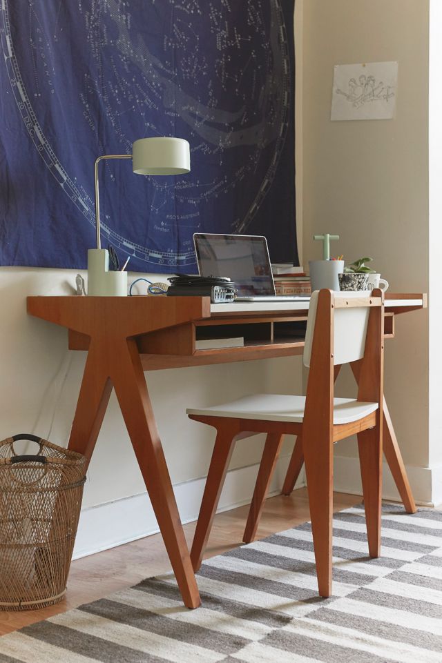 Henrick Desk | Urban Outfitters