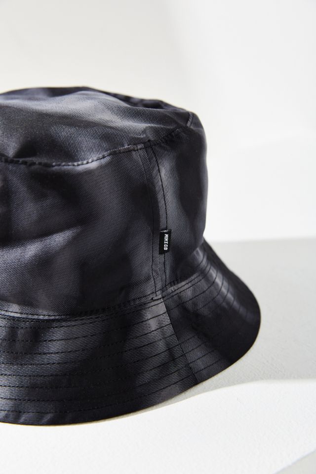 Nike SB Shadow Reversible Bucket Hat | Urban Outfitters