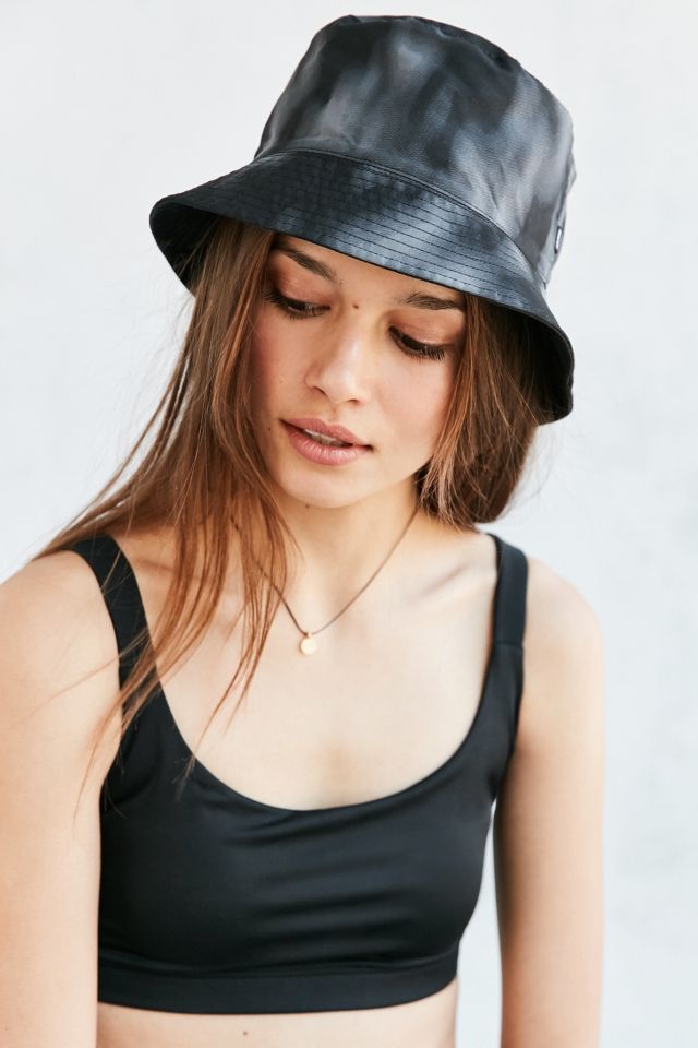 Nike SB Shadow Reversible Bucket Hat | Urban Outfitters