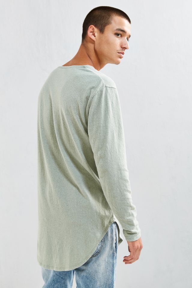 Nubby Linen Curved Hem Long Sleeve Tee | Urban Outfitters